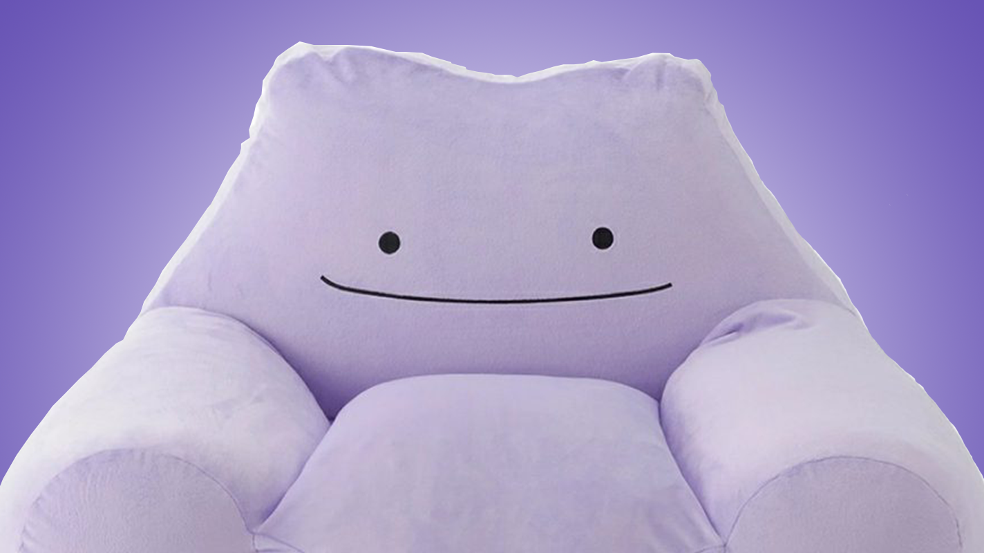 Ditto transforms into a Japan exclusive chair - Vooks